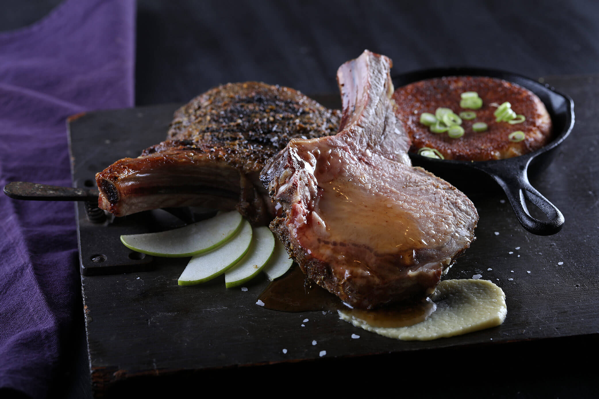 BREAKFAST SAUSAGE–SPICED PORK CHOP - Smithfield Culinary