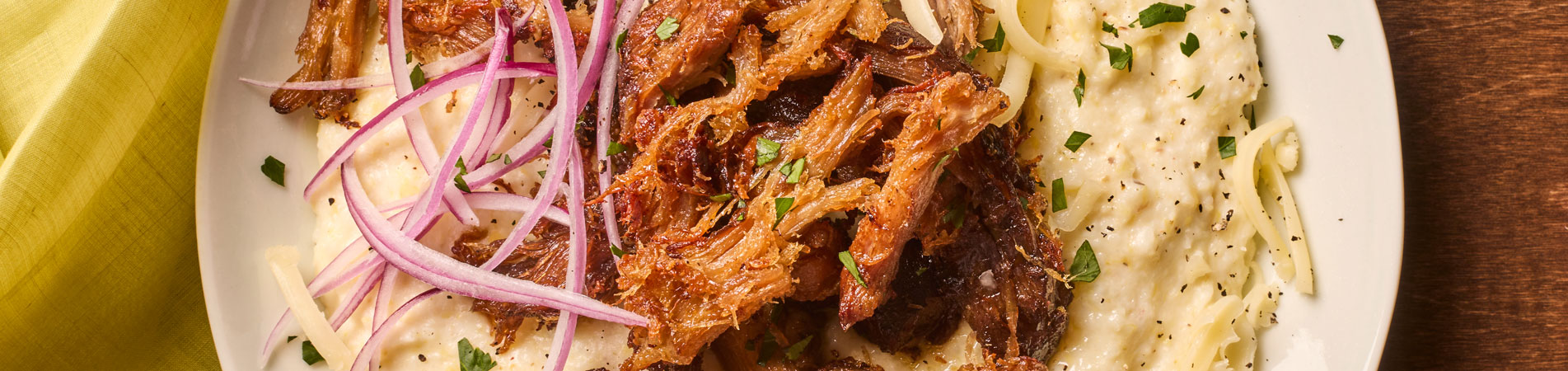 Gold_PorkCarnitasAndGrits_07_1903x450 - Smithfield Culinary